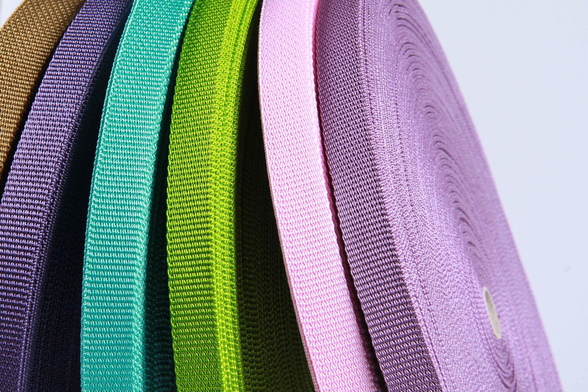 50 m PES Rollenware in vielen glänzenden Farben - direkt vom Hersteller